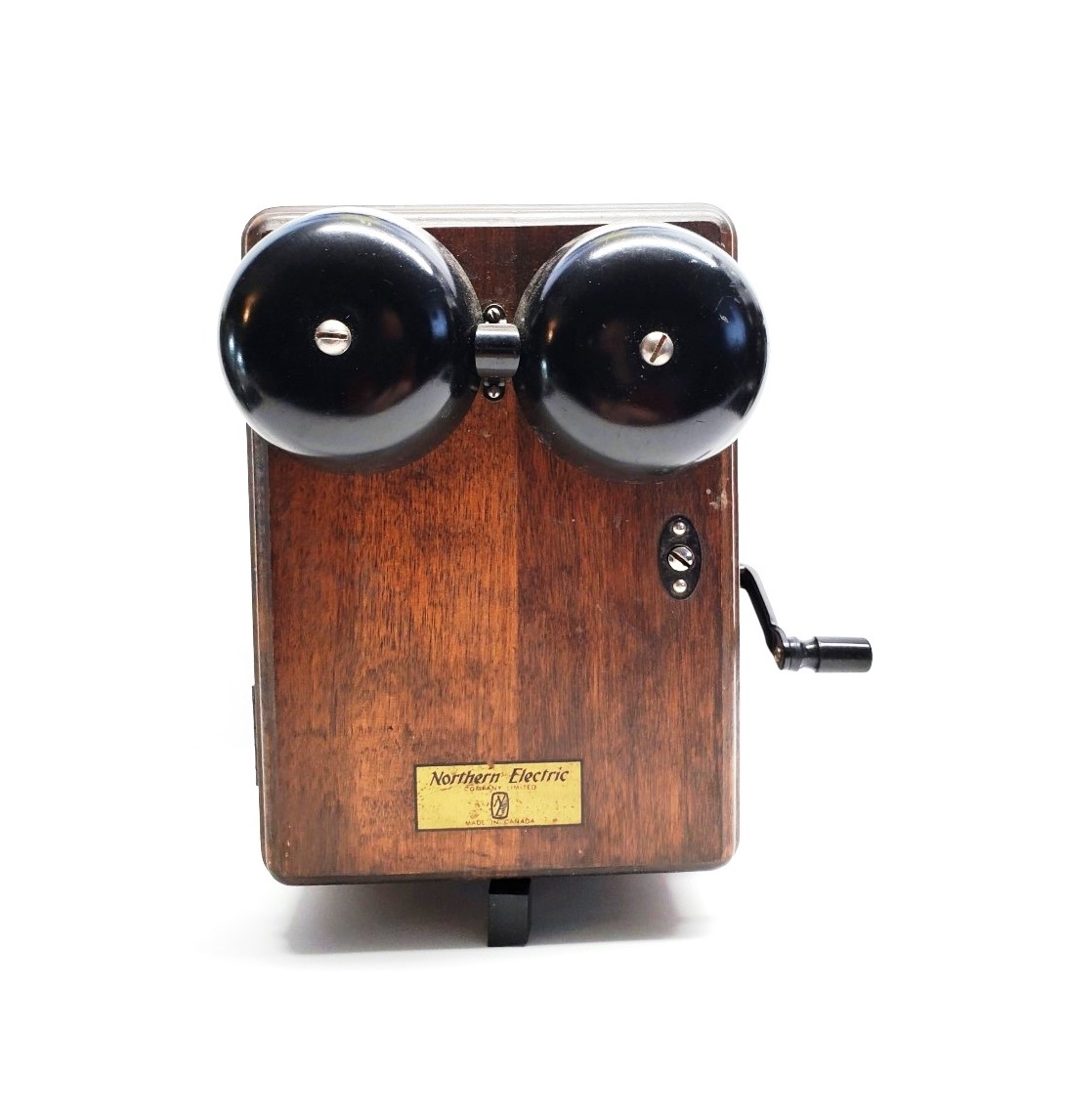 1947 Northern Electric Company N415H Subscriber Set - The Old Telephone ...
