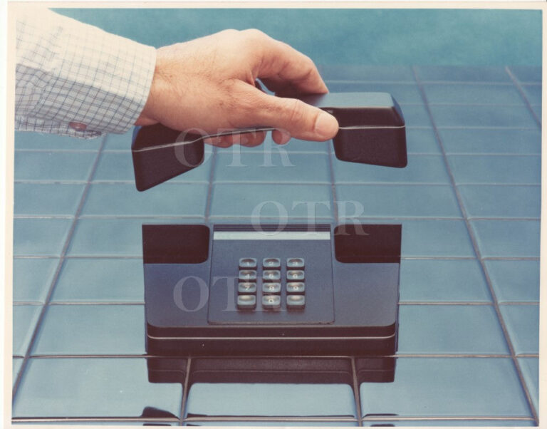 Bell Northern Research (BNR) 1980's Prototype Photos - The Old ...